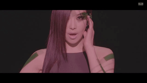 Victoria Red Light Green Light GIF : r/fxKorea