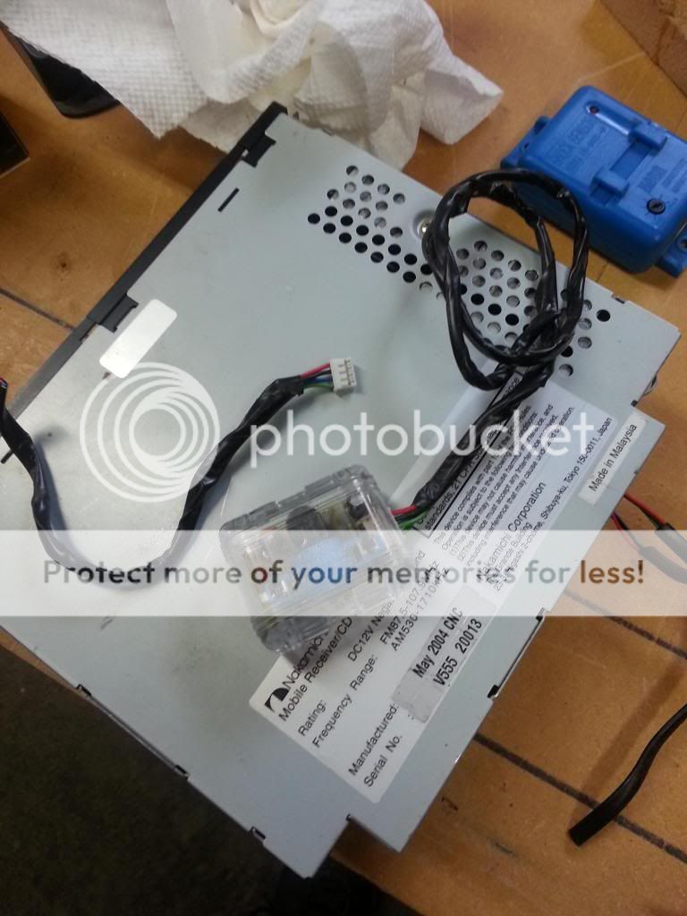 Nakamichi CD400: Anyone have the AUX plugs? I need a pinout, help!