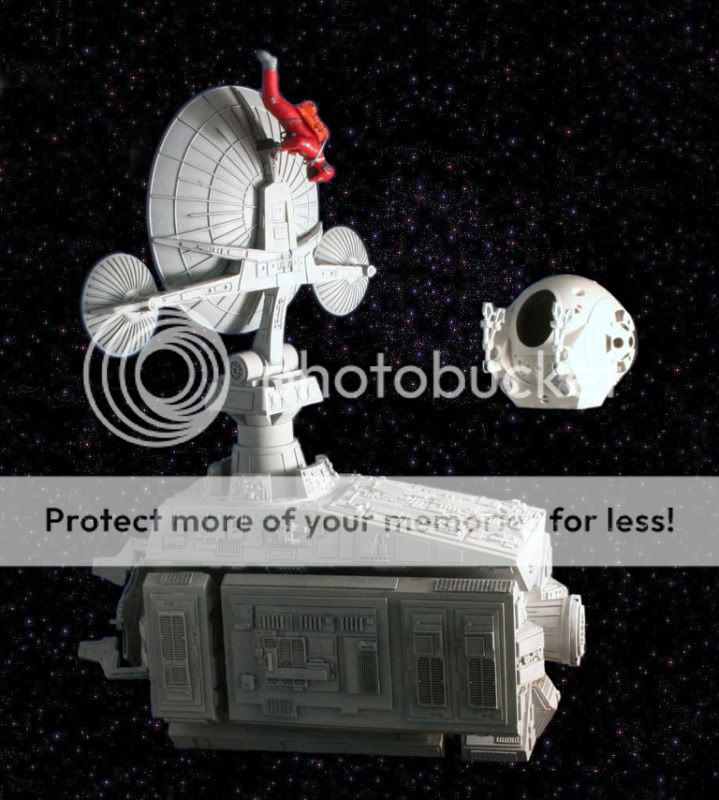 Roger your plan to go EVA and replace the AE-35 Unit - Sci-Fi Modeling ...