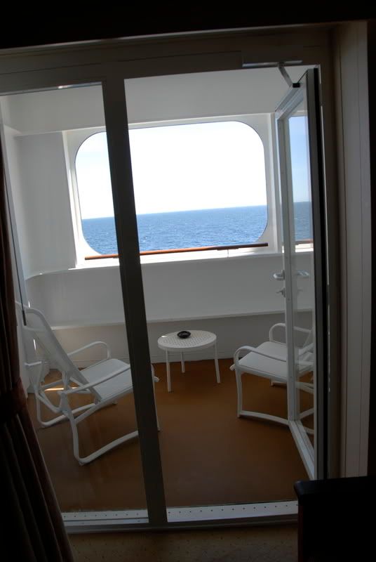 QM2 Atrium cabins - recommended or not? - Cunard Line - Cruise Critic ...